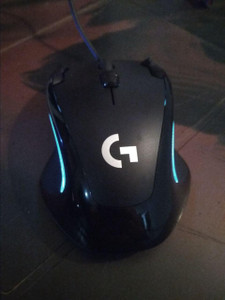 Logitech G300 Size