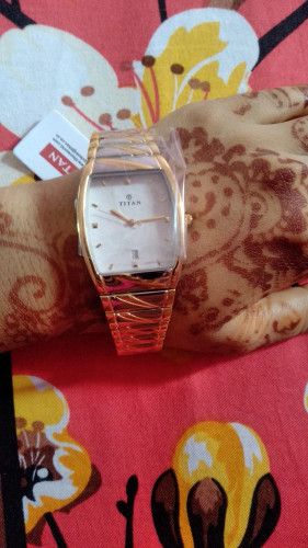 Titan Karishma 9315BM01 Watch Price in India (2026) - Review & Buying Guide