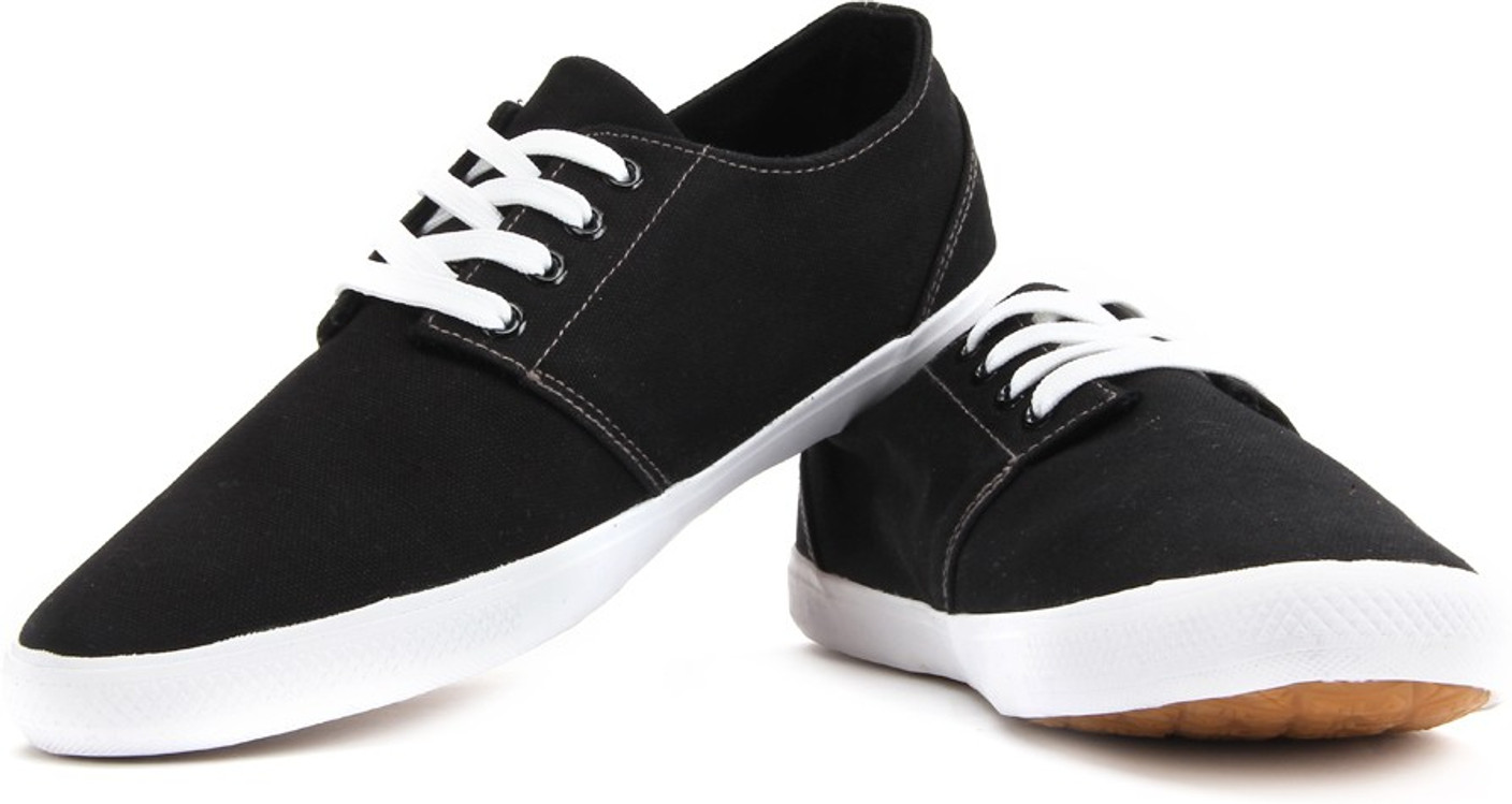 Fila Retreat Canvas Shoes For Men Buy Black Color Fila Retreat Canvas Shoes For Men Online At