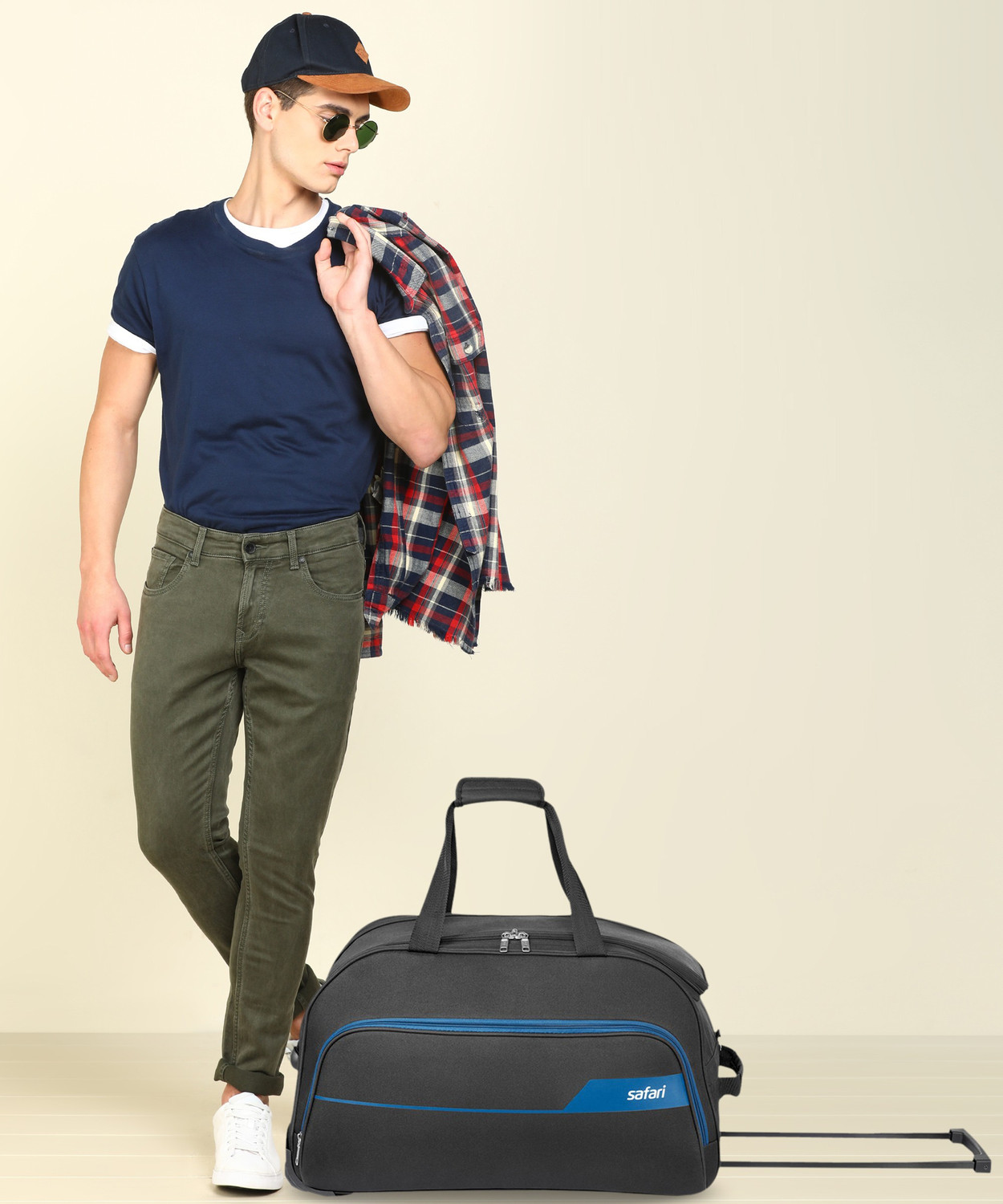 SAFARI LIRA 65 RDFL Duffel With Wheels (Strolley) - Price History