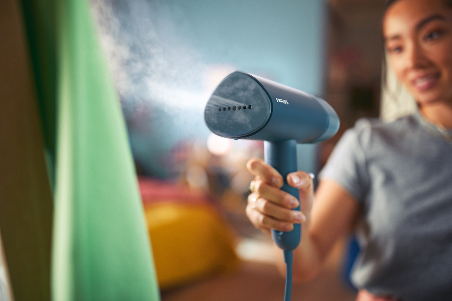 PHILIPS STH3000 /20 1000 W Garment Steamer - Price History