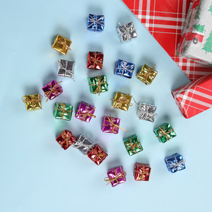 Christmas Tree Decorations: Buy Christmas Tree Decoration Items Online ...