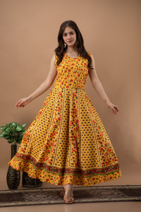 Nayanth Clothing And Accessories - Buy Nayanth Clothing And Accessories ...