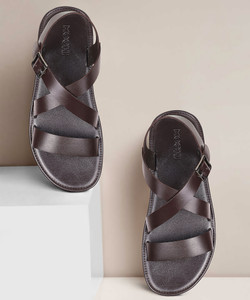 Mochi sandal store