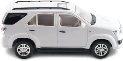 centy Pull Back Toy Toyota Suv Fortuner Car Model(White, Pack of: 1 ...