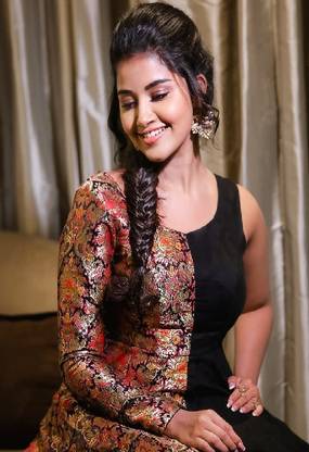 Smoky Design anupama model celebi celebrity actress wallpaper Poster ...