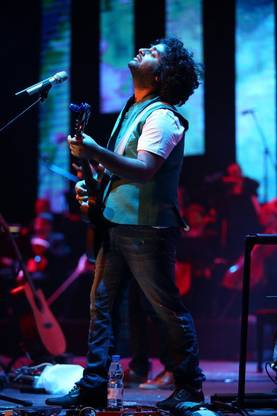 Arijit Singh Poster MultiColor PhotoPaper Print 12 inch X 18 inch ...