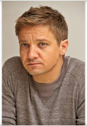 Jeremy Renner Poster MultiColor PhotoPaper Print 12 inch X 18 inch ...