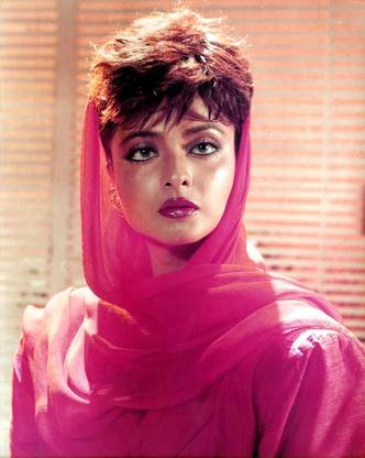 Indian Film Actress Rekha Poster MultiColor PhotoPaper Print 12 inch X ...