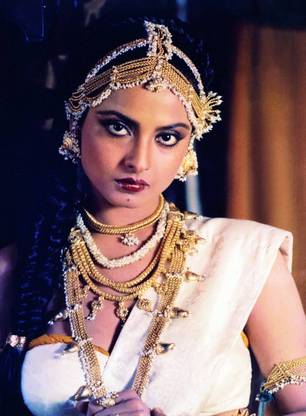 Indian Film Actress Rekha Poster MultiColor PhotoPaper Print 12 inch X ...