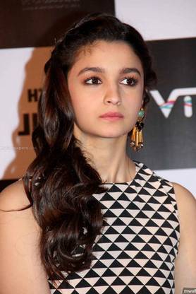 Alia Bhatt Bollywood Actress Matte Finish Poster Paper Print - Personalities posters in India ...