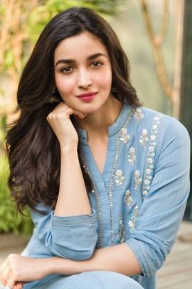 Alia Bhatt Bollywood Actress Matte Finish Poster Paper Print - Animation & Cartoons posters in ...