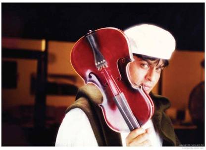 Athah Poster Shahrukh Khan and Violin in Pardes - 1 Paper Print ...