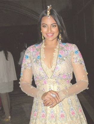 Sonakshi Sinha Poster Multicolor Photo Paper Print Poster Photographic ...