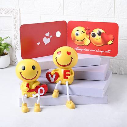 Floweraura Cute Love Couple Hanging Showpiece With Greeting Card Gift's ...