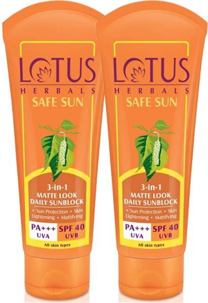 Lotus Herbals Safe 3 In 1 Matte Look Daily Sunblock Spf 40 Pa Face