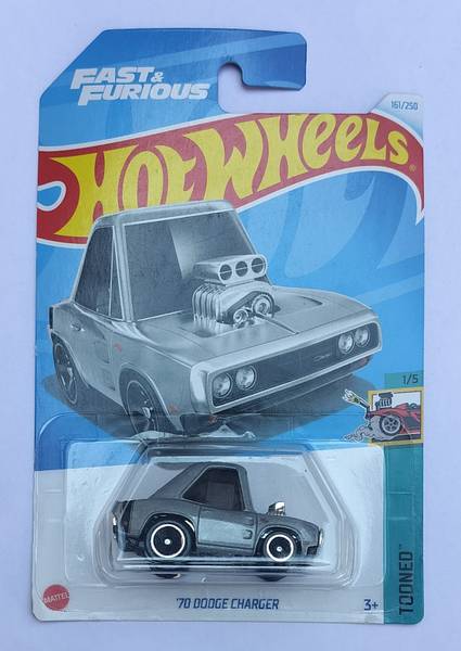 HOT WHEELS C4982 TOONED 1/5 70 DODGE CHARGER TOY CAR - Price History