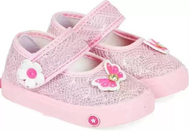 Kitto Footwear - Buy Kitto Footwear Online at Best Prices in India ...