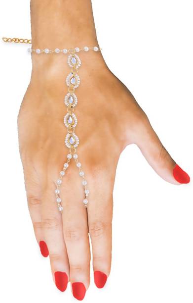 Hand Chain Bracelets - Buy Hand Chain Bracelets online at Best Prices ...