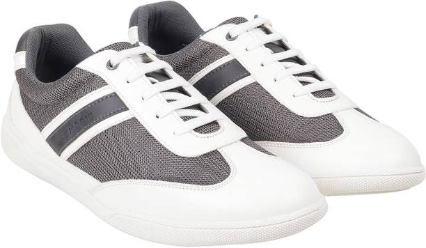 Mochi Footwear - Buy Mochi Shoes Online at Best Prices in India ...