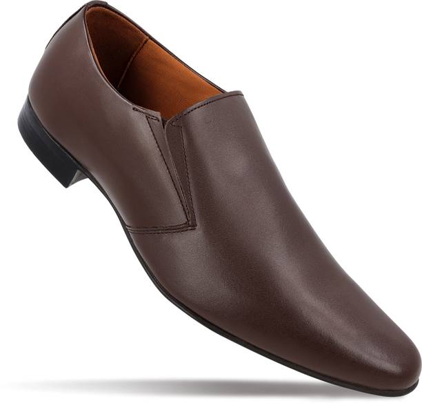 Walkaroo Footwear - Buy Walkaroo Footwear Online at Best Prices in ...