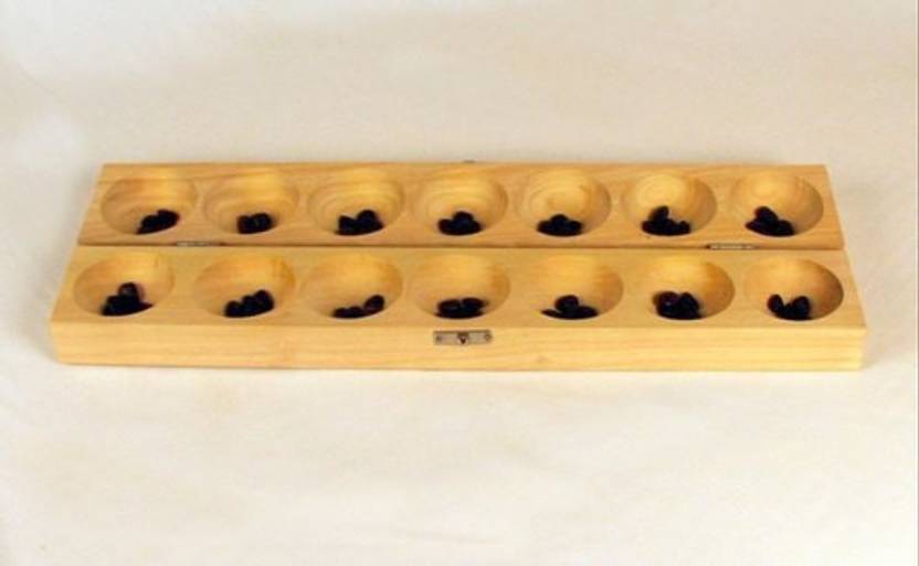 auramini Wooden Pallanguzhi Game Set an ancient and traditional Mancala ...