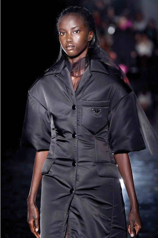 Anok Yai Famous Model Wall Sticker Poster|Second black Model Poster ...