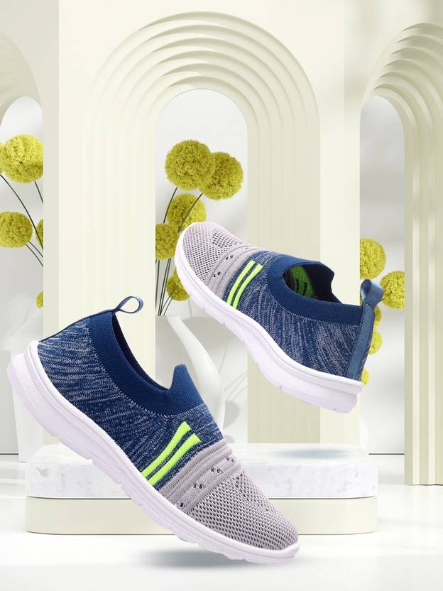 FAST TRAX Boys & Girls Lace Running Shoes Price in India - Buy FAST ...