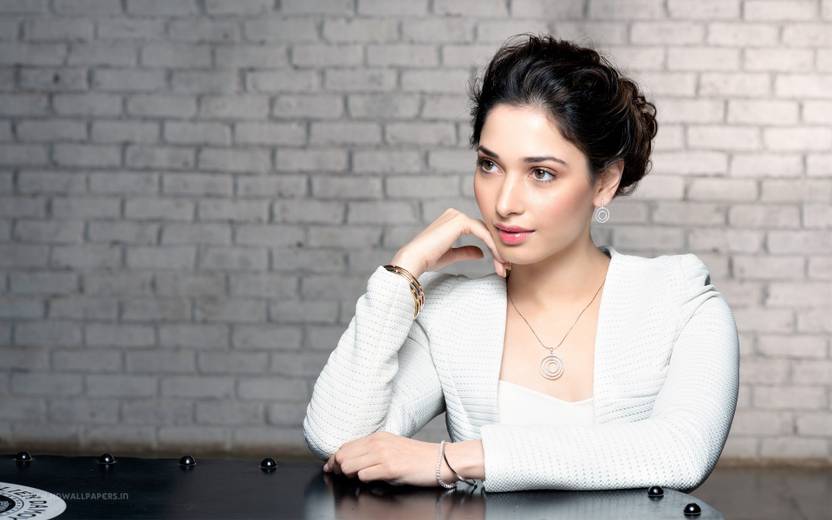 Bollywood Actress Tamanna Bhatia Poster Paper Print - Personalities ...