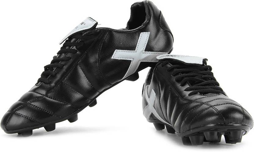 VECTOR X Dynamic Football Shoes For Men - Buy Black, White Color VECTOR ...