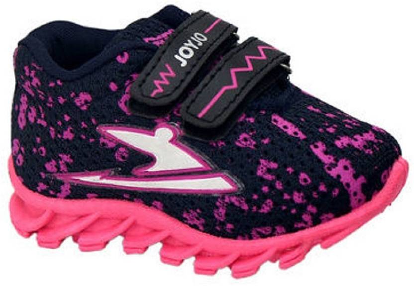 Hopscotch Girls Velcro Sneakers Price in India - Buy Hopscotch Girls ...