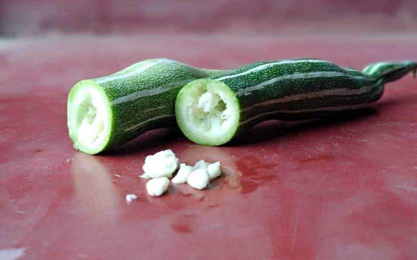 VYDER (Chichinda) Snake gourd Vegetable Seed Price in India - Buy VYDER ...