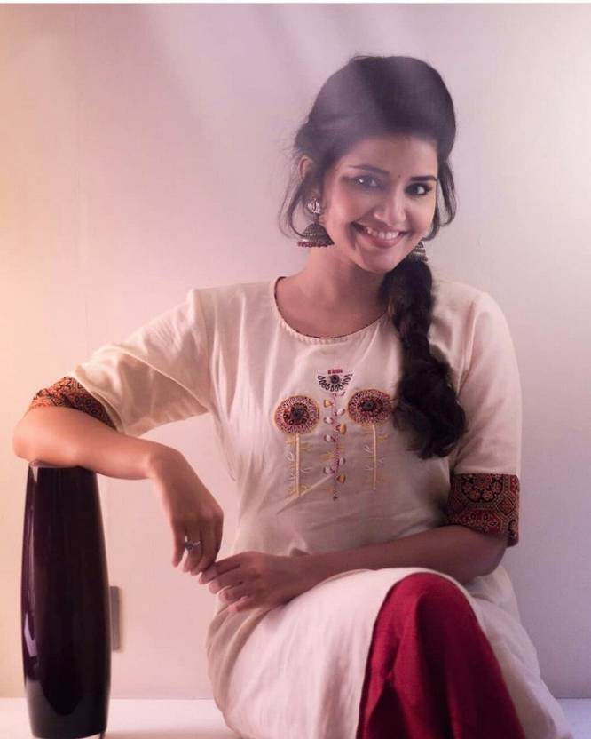 Anupama Parameswaran Poster Multicolor Photo Paper Print Poster ...