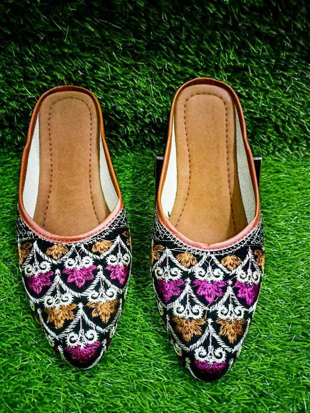 Dualstep Ethnic Mule For Women - Buy Dualstep Ethnic Mule For Women ...