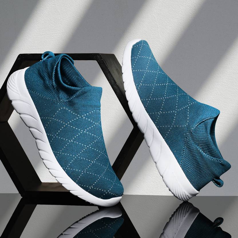 Flow Shoes FLOW SPORTS SHOES FOR BOXSY Walking Shoes For Men - Buy Flow ...