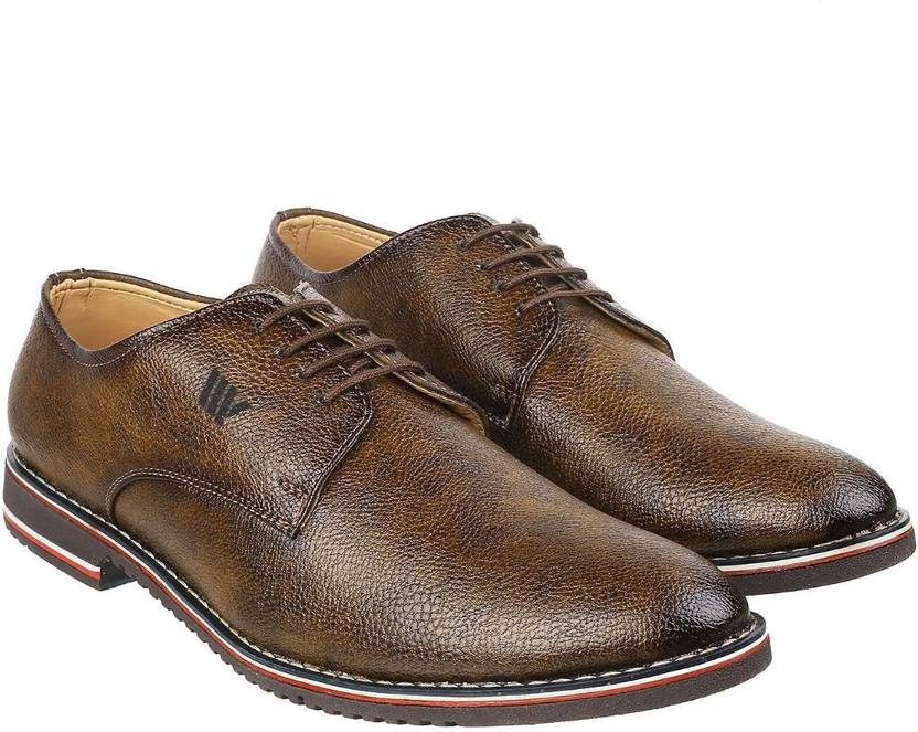 Walkway by Metro Boots For Men - Buy Walkway by Metro Boots For Men ...