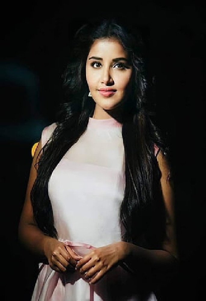 Beautiful South Actress Wallpaper