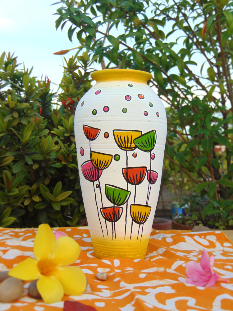 Painted Flower Vase Designs